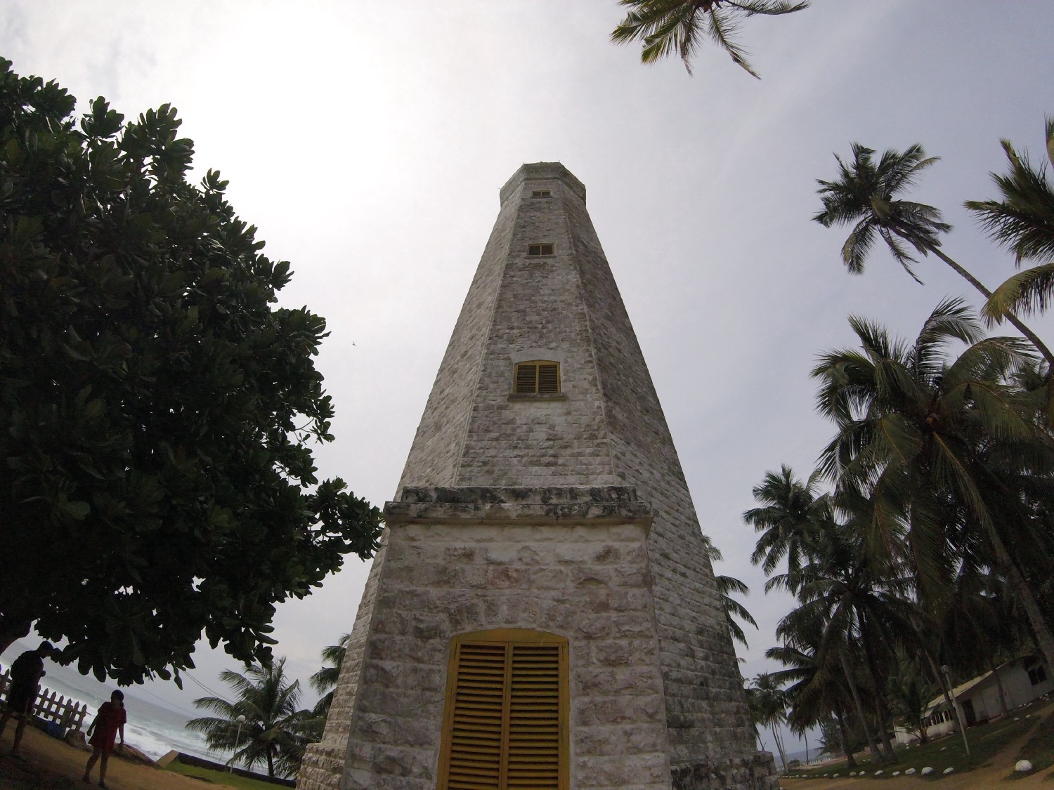 Dondra lighthouse - The Explorers