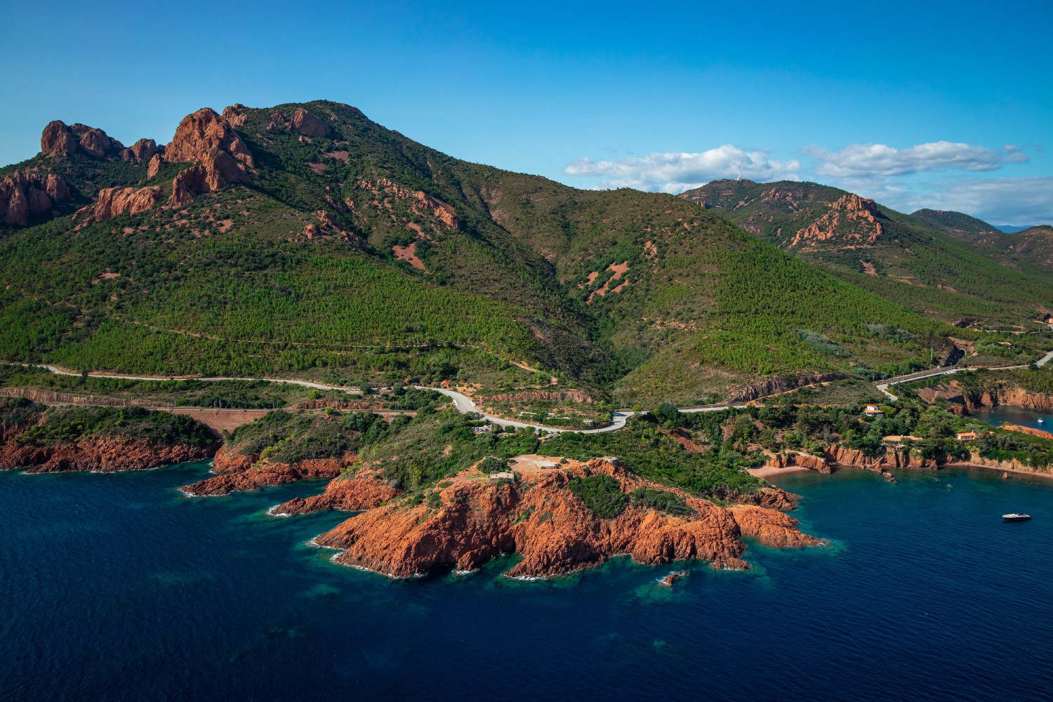 From great pomp to downgrading - The Explorers