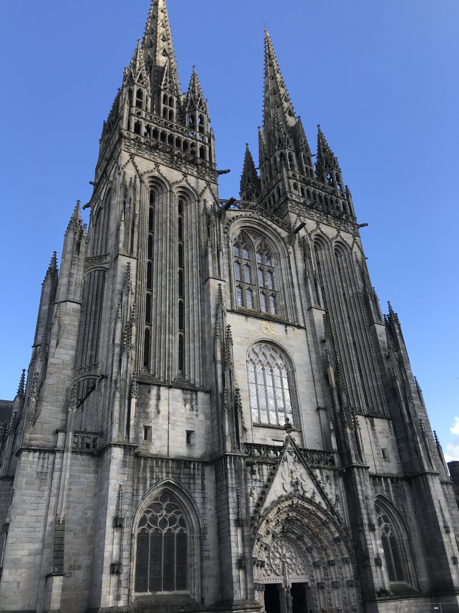 Cathédrale Saint Corentin à Quimper - The Explorers