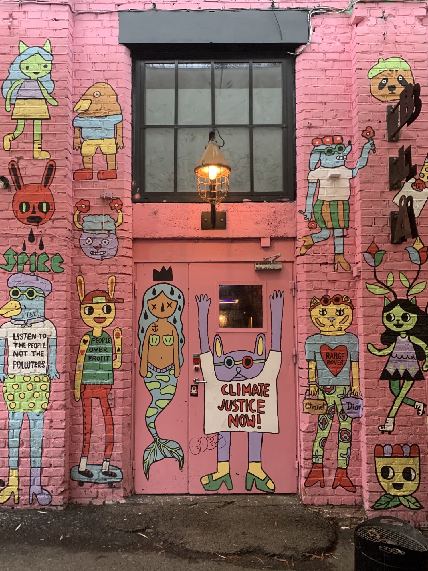 Inclusive street art - The Explorers